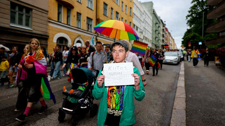 Katso, millaisissa asuissa Pride-kulkueessa marssittiin tänä vuonna ...