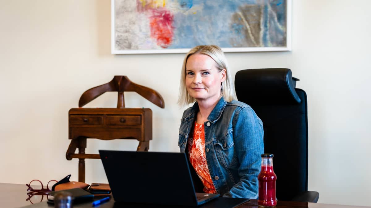 Riikka Purra sanoo olevansa fiskaalikonservatiivi – siis mikä ...