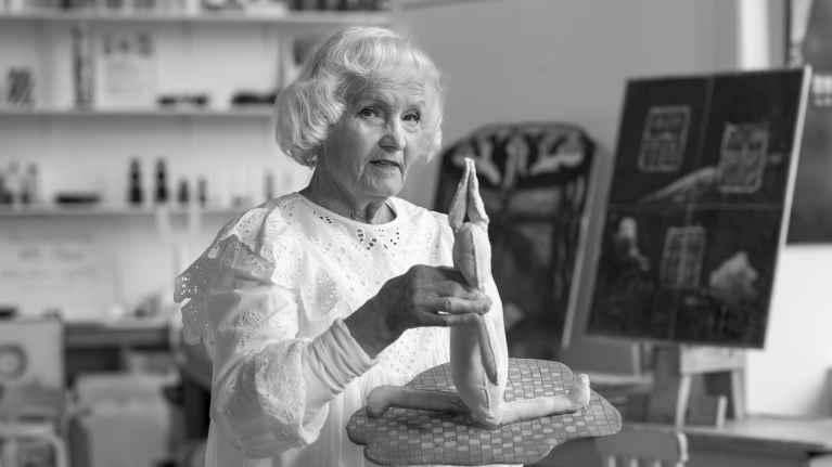 Keramiikkataiteilija Heljä Liukko-Sundström on kuollut | Kulttuuri | Yle
