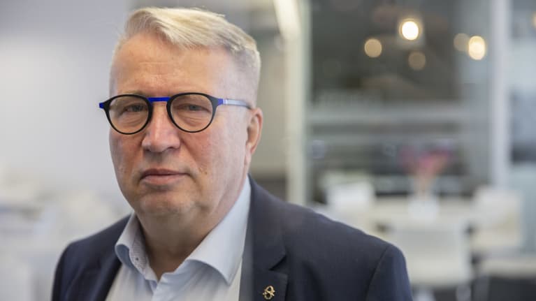 HUSin palveluita ei sittenkään supisteta, mutta ensi vuonna käynnistyy ...