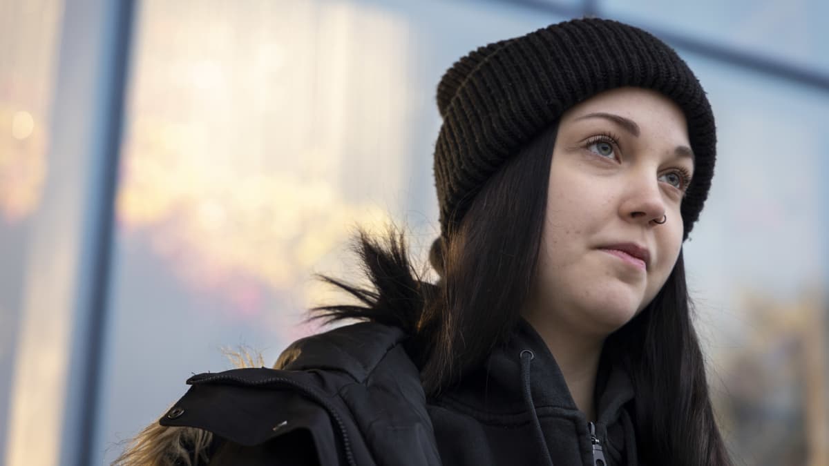 Yksinhuoltajaäiti Jonna erosi ja jäi työttömäksi – nyt hän elää ...