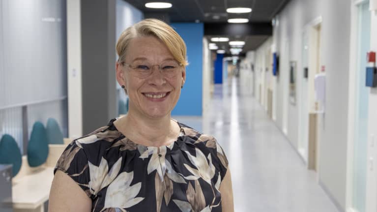 Kehuja satelee, töitä ei – ulkomaalaisten hoitajien työurat tyssäävät ...