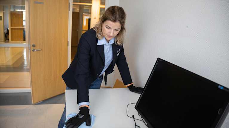 Maisteri Reelika Kopli sai siivoojan töitä ja pettyi – katso ammatit ...