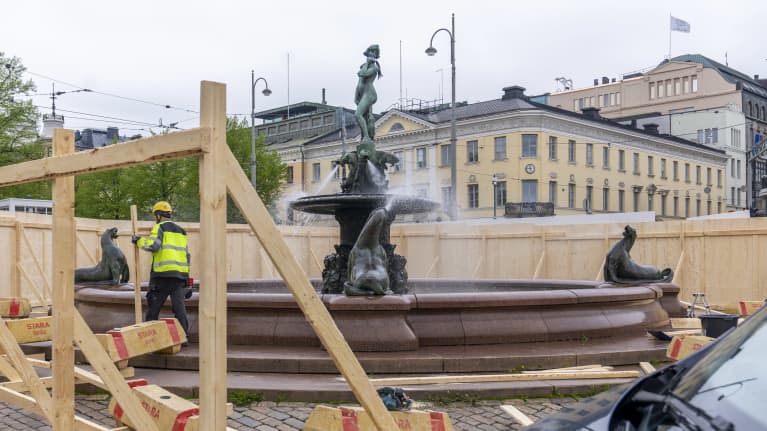 Helsinki's most iconic statue to get a rest and a facelift | Yle News | Yle