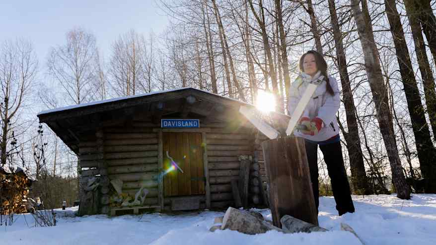 Kaarina Davis hyppäsi oravanpyörästä yli 20 vuotta sitten – katuu vain ...