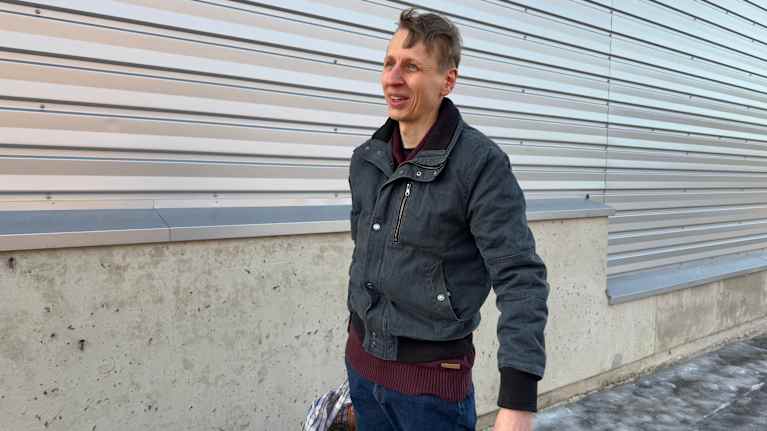 Kemian opettaja Teemu Arppe on hankkinut ruokansa roskiksista vuosien ...