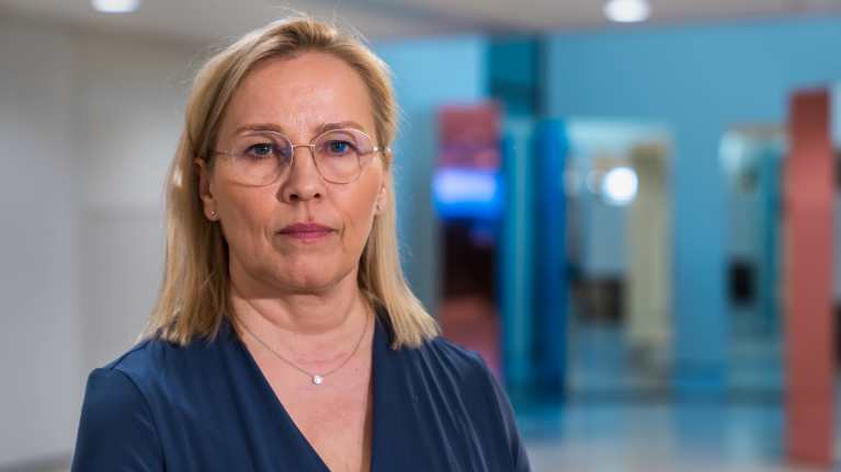 När gravida Maria Laurent fick blåmärken på förskolan måste hon rädda ...