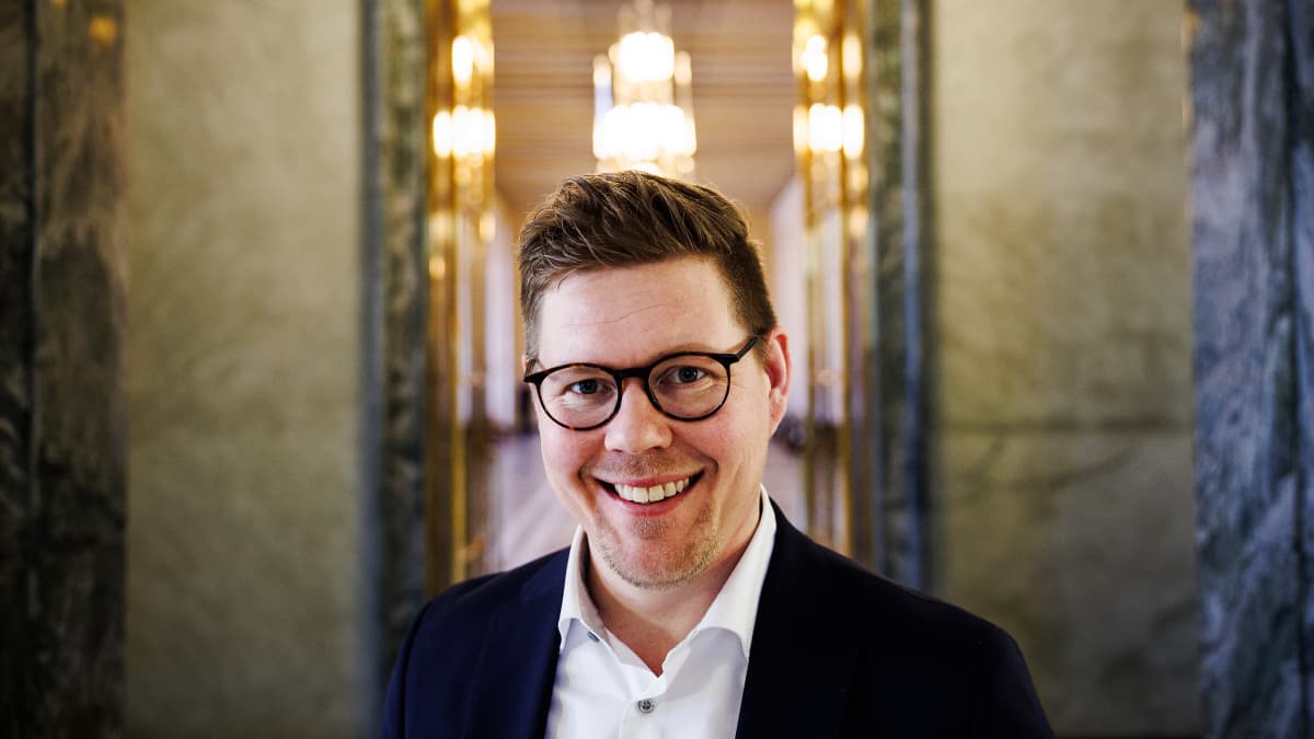 Antti Lindtman announces bid to replace Sanna Marin as SDP leader | Yle ...