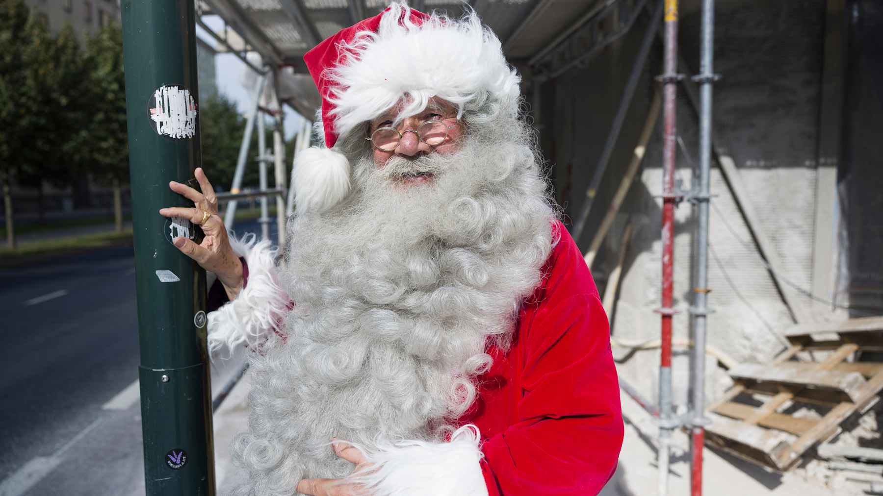 Joulupukki täytti 80 vuotta ja nyt hän kertoo, mikä tässä ajassa ...