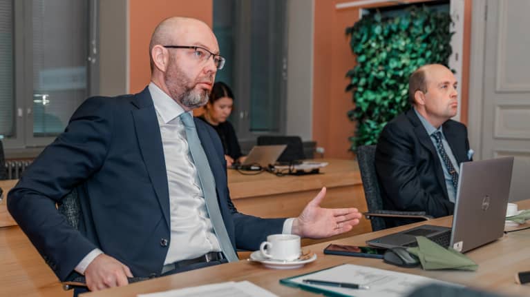 Jyväskylän kaupunginjohtajan talousarvioehdotus: koulut pelastuvat, jos ...