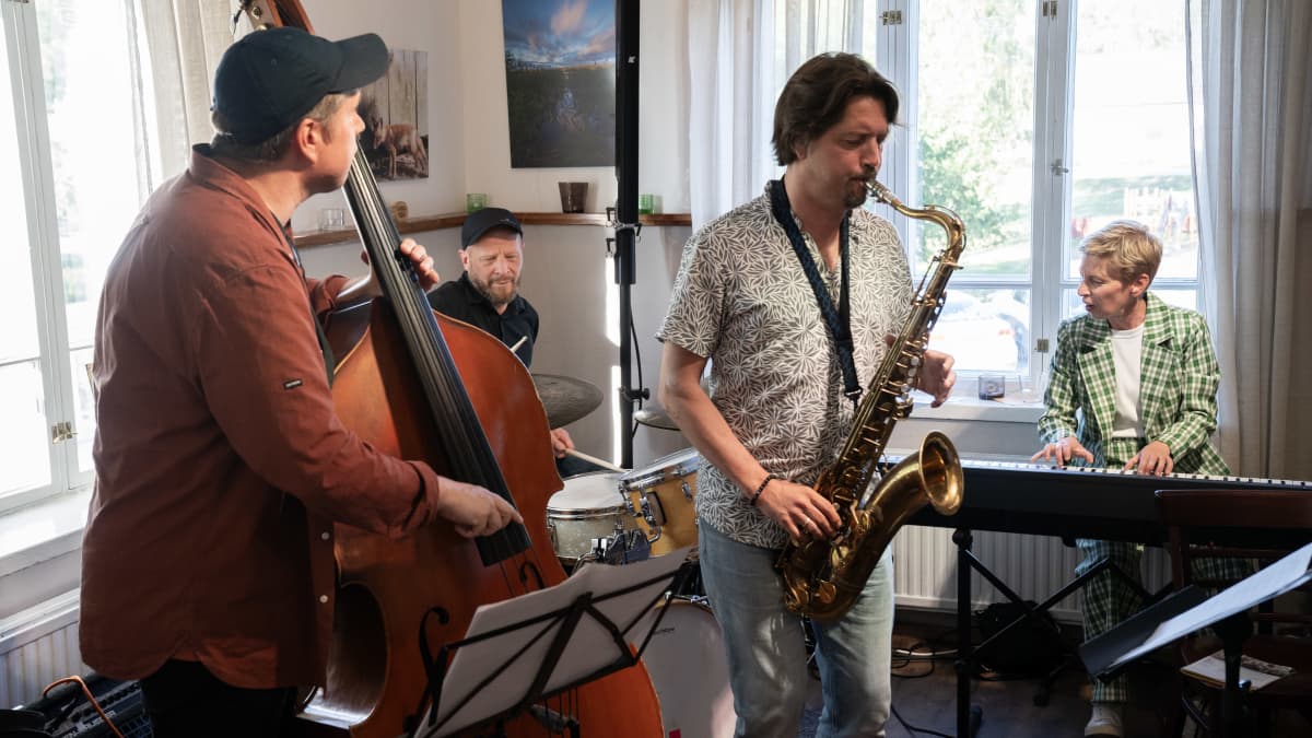 Nuoret innostuivat jazzista – Eino Kostiainen, 20, ihailee ...