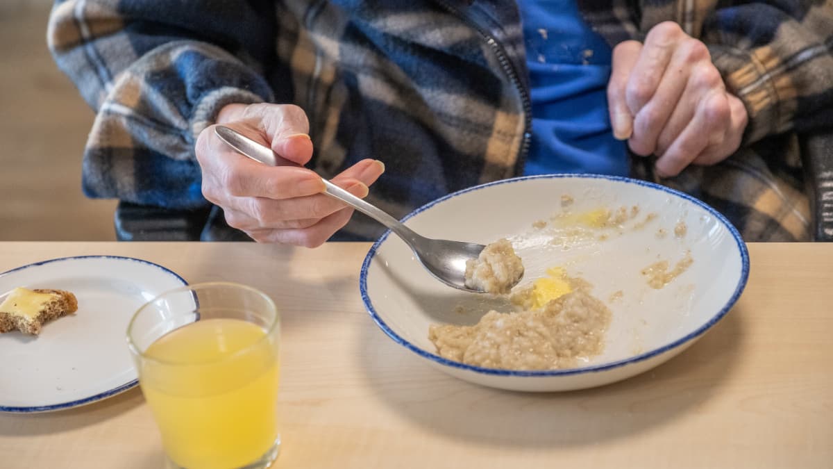 Ulvilan vanhainkoti Kullaankodon lakkauttaminen taas esillä | Yle Uutiset
