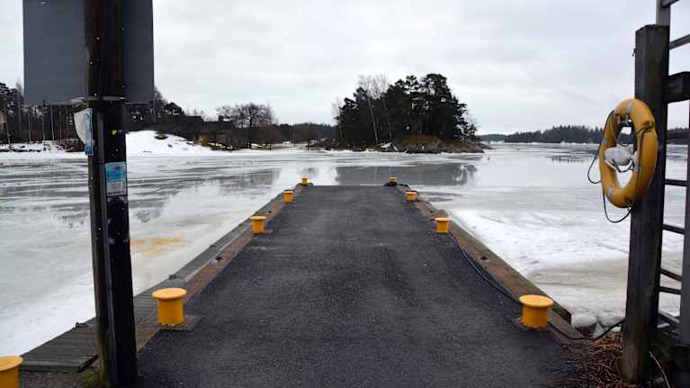 Glädje i Gumbostrand efter beslut om bryggpengar | Östnyland | Svenska Yle