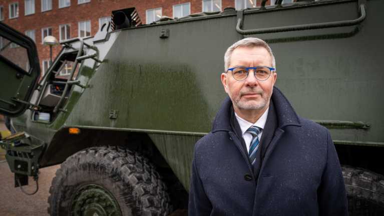 Storaffär för Patria – Sverige köper över 300 pansarterrängbilar från ...