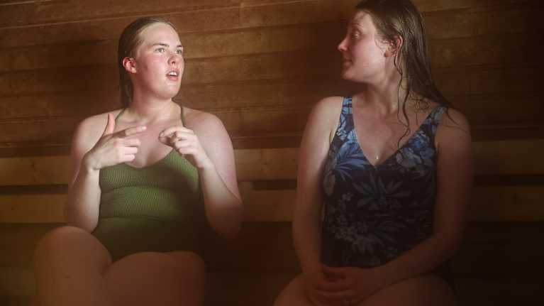 ”Sauna voi olla vaarallinen paikka”, sanoo oikeuslääkäri, joka tutkii saunassa tapahtuvia ...