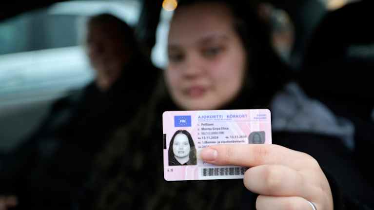 One third of young people think it's too easy to get a driving licence ...
