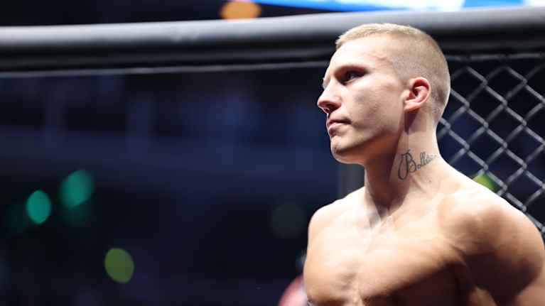 Makwan Amirkhani otti voiton kamppailu­tapahtumassa – suurta huomiota saanut ottelu kesti 52 ...