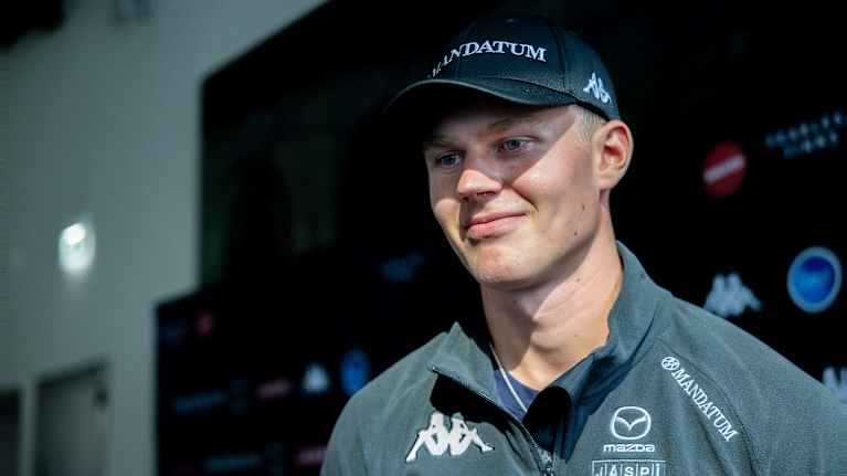 Eduard Hallbergilta huima lasku alppihiihdon maailmancupissa ...