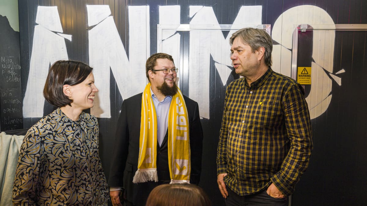 Thirteen small parties also vying for votes in upcoming parliamentary ...