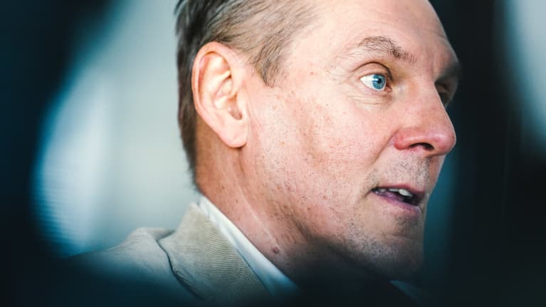 Ihmiskauppa ei aina näy päälle: näistä merkeistä tunnistat vaaran ...