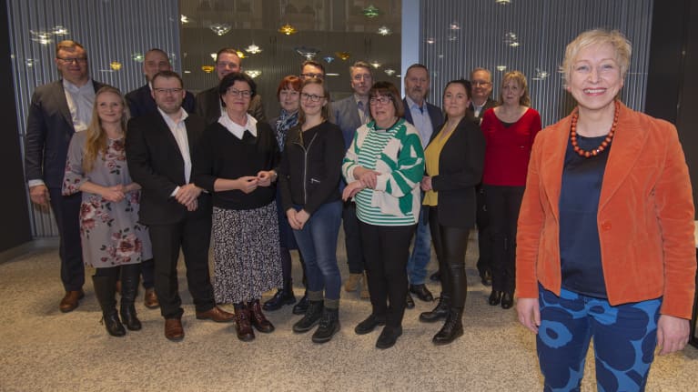 Keski-Suomen hyvinvointialueen johtajaksi valitaan toinen heistä ...