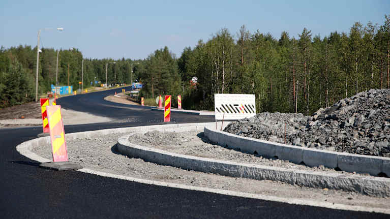 Lentokentän risteys on vihdoin saamassa liikennevalot Rovaniemellä ...