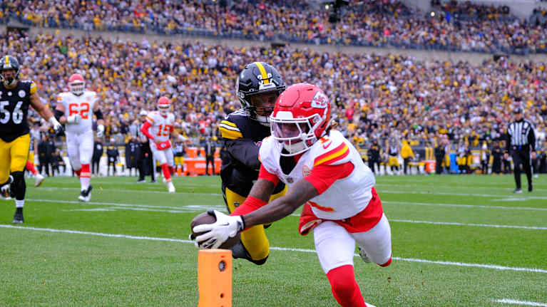 Saako kaikkien aikojen parhaaksi matkalla oleva Patrick Mahomes taas ...