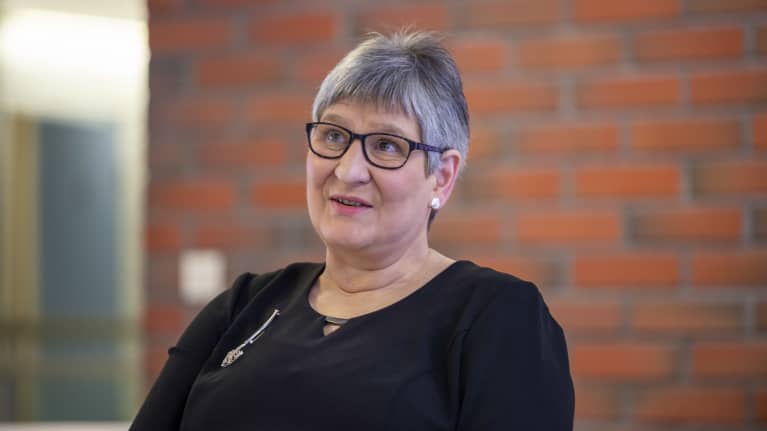Kymen Sanomat: Annikki Niiranen vaatii 340 000 euron korvausta ...