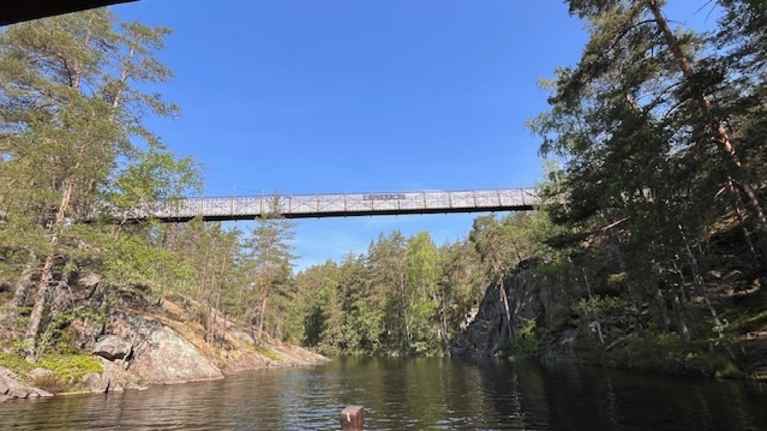 Repoveden silta rakennettiin väärään kohtaan – pysyy suljettuna ehkä ...