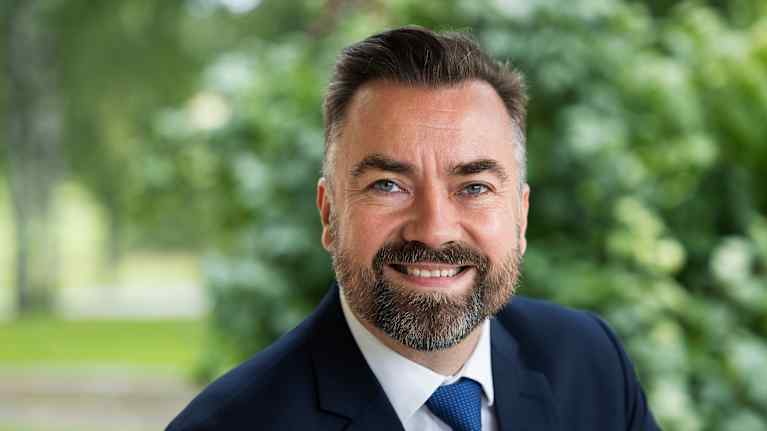 Tuusulan valtuutetut kyseenalaistavat luottamuksen pormestariin: ”On ...