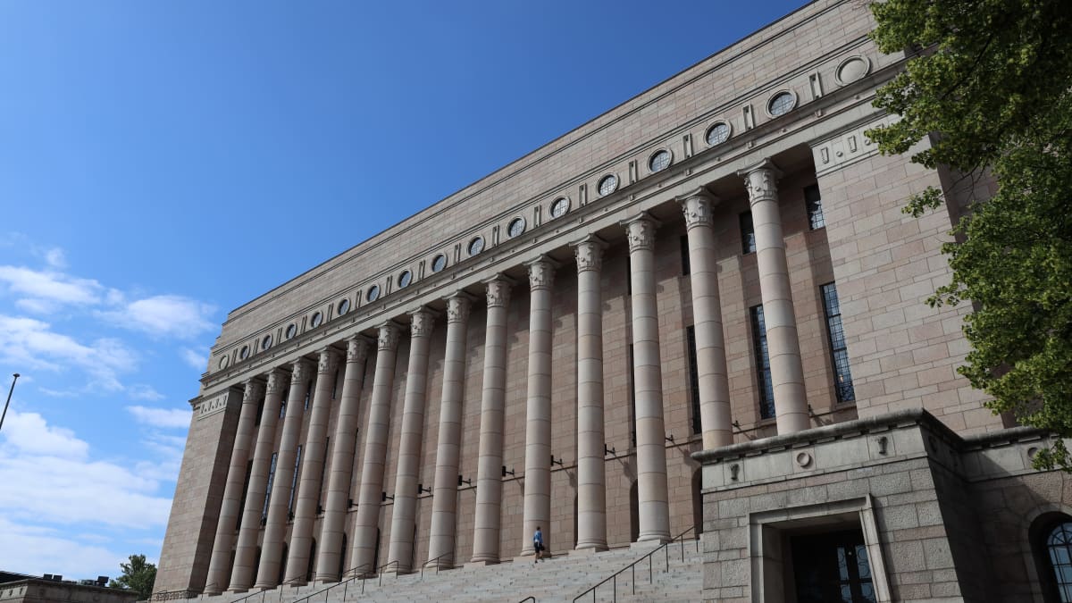 Radio Selkouutiset tiistai 18.7.2023 | Selkouutiset | Yle