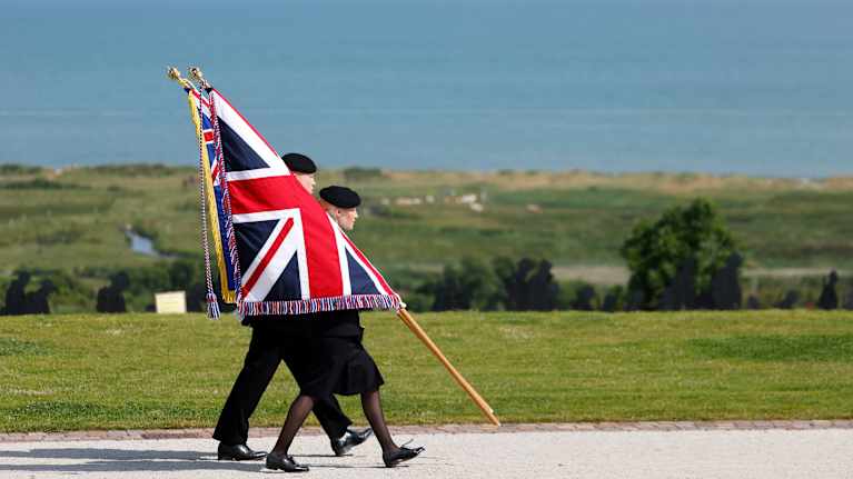 Normandian maihinnoususta 80 vuotta – Biden: Jos haluatte tietää ...