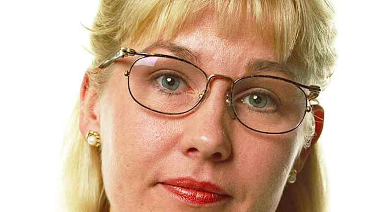 Kolme ex-poliitikkoa on nostanut sopeutumistukea yli vuosikymmenen ...