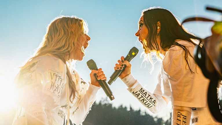 Paula Vesala itki kauhusta, kun harjoitteli rankkaa biisiä PMMP:n paluuta varten – ”Se oli ...