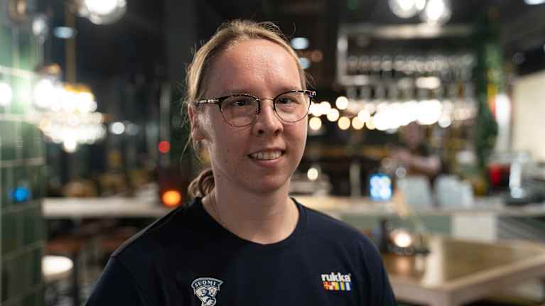 Maalivahti Sanni Ahola raivasi tiensä ammattilaiseksi yliopiston kautta ...