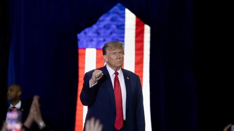 Nikki Haley onnitteli Donald Trumpia New Hampshiren voitosta | Ulkomaat ...