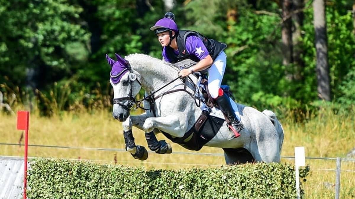 Arvi Martikainen, 18, tienasi 10 000 euroa itse tekemillään koruilla ...