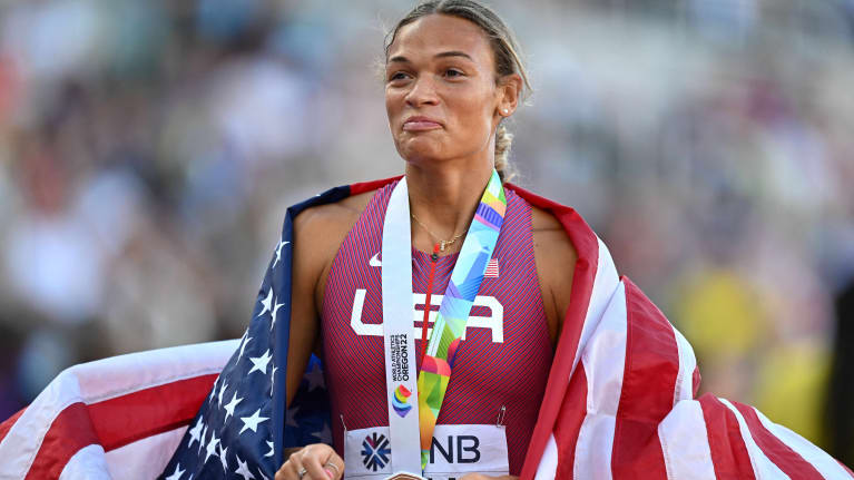 Anna Hall, 22, häikäisee juoksusuorituksellaan – sai kuulla törkeitä ...