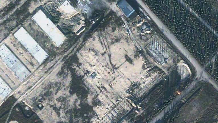Satellite images: New buildings appear at Russian military bases near ...