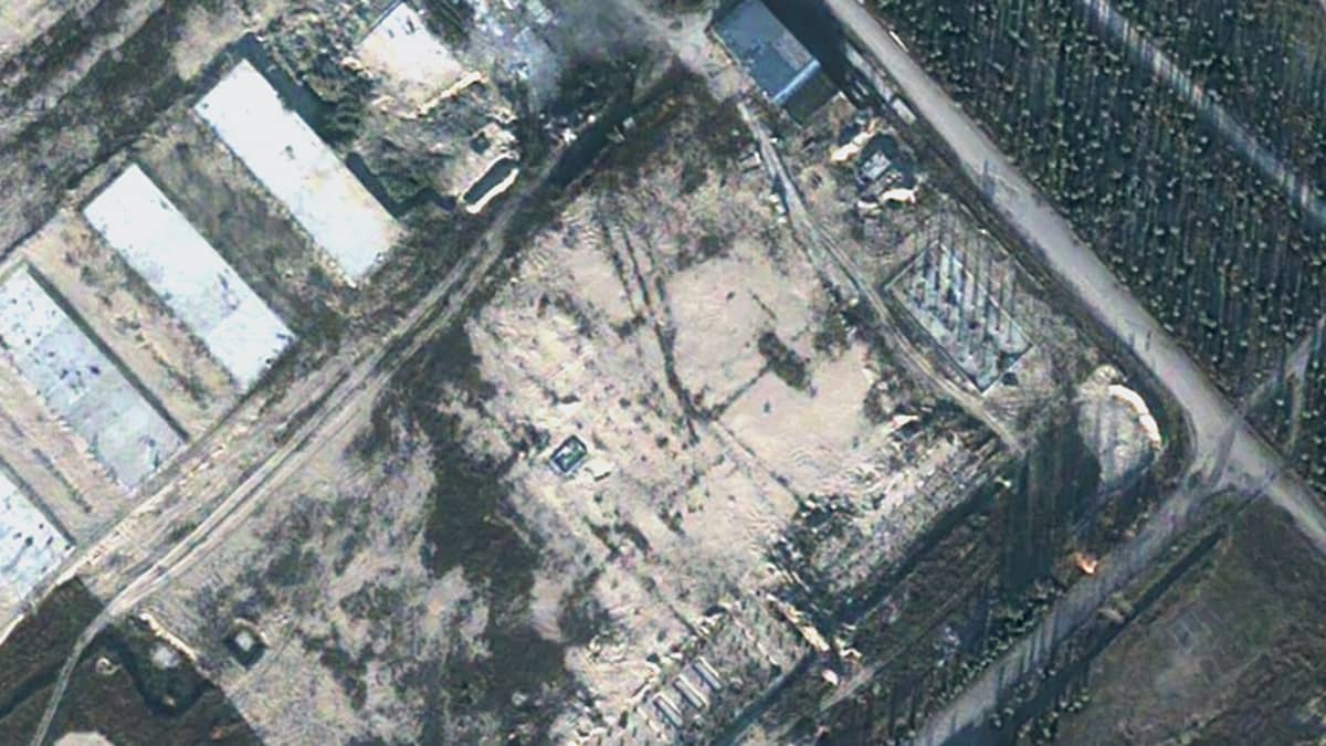 Satellite images: New buildings appear at Russian military bases near ...