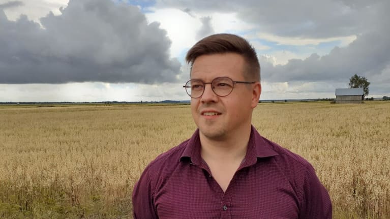 ”Höyrähtäneitä uskovaisia, suuruudenhulluja paikallispoliitikkoja ...