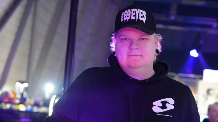 Zoreaudio erottuu muista pelistriimaajista ”päättömillä ideoilla” ja ...