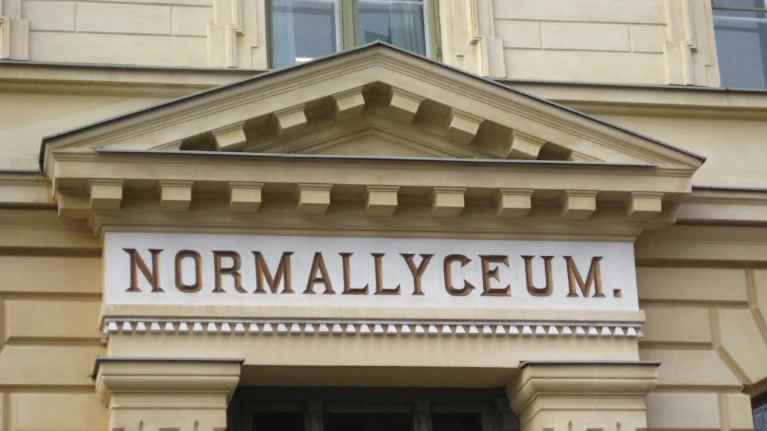 Latinundervisningen i Norsen hotad – "Ingen väljer latin längre ...