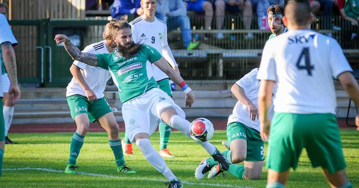 Ekenäs IF däckade Grankulla IFK i fotbollsettan | Västnyland | Svenska Yle