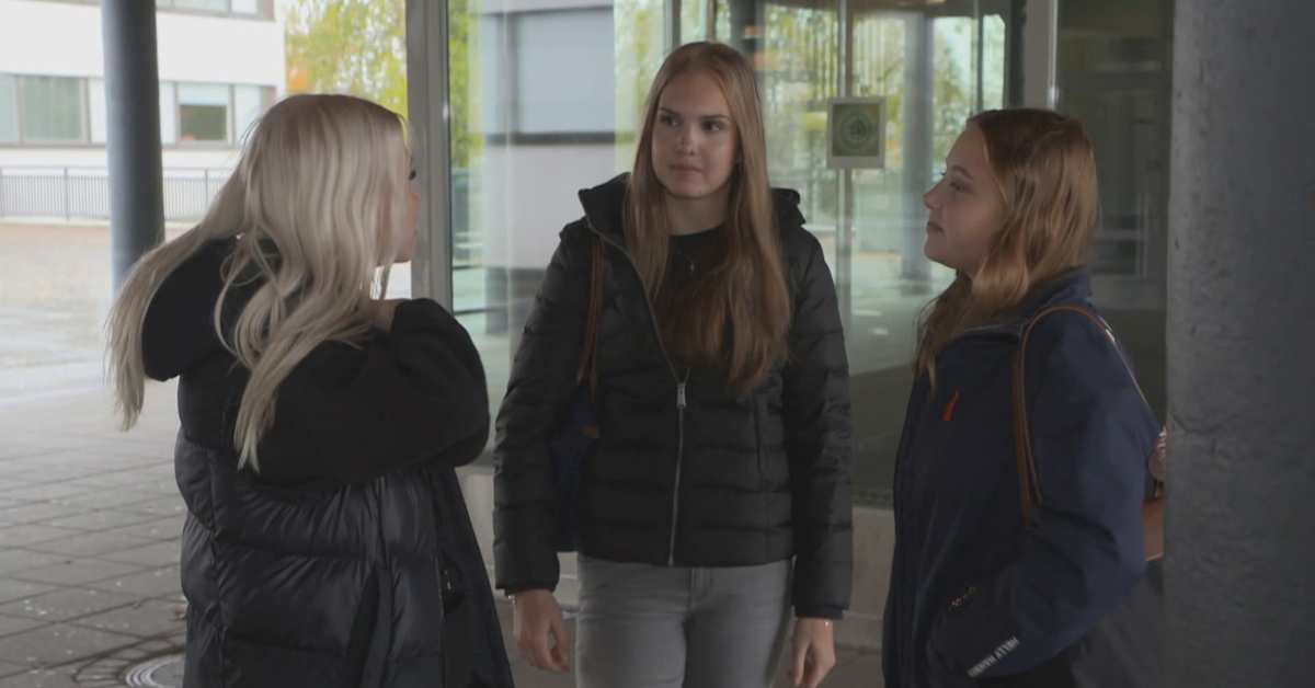 Siiri Eklund, 15, pakenee kauppaan, jos häntä pelottaa – Valkeakosken tragedia heikensi nuorten ...