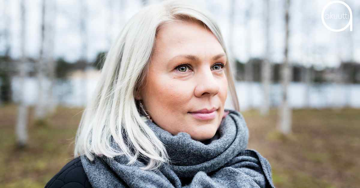 Kilpirauhasen vajaatoimintaa sairastava Elina: “Me potilaat olemme ...