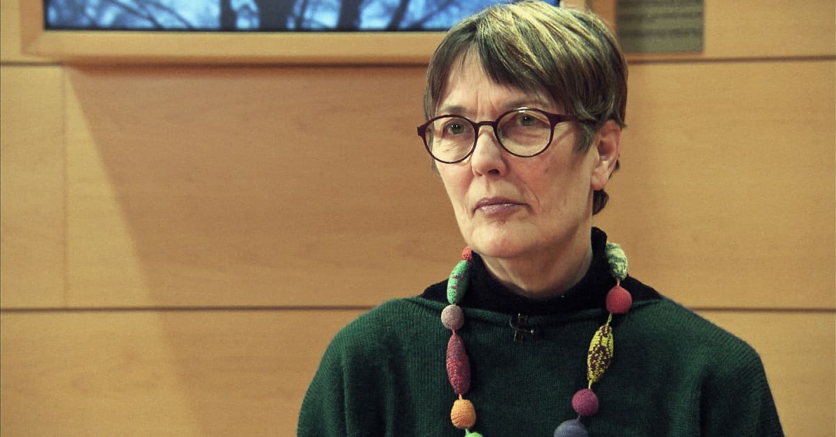 Satu Hassi öppnar för mer gemensamt ansvar för euroländernas ekonomi ...