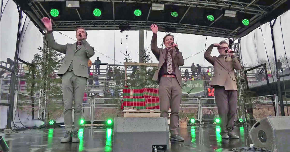 Swedish Eurovision trio KAJ wows Finnish hometown crowd with "Bara bada ...