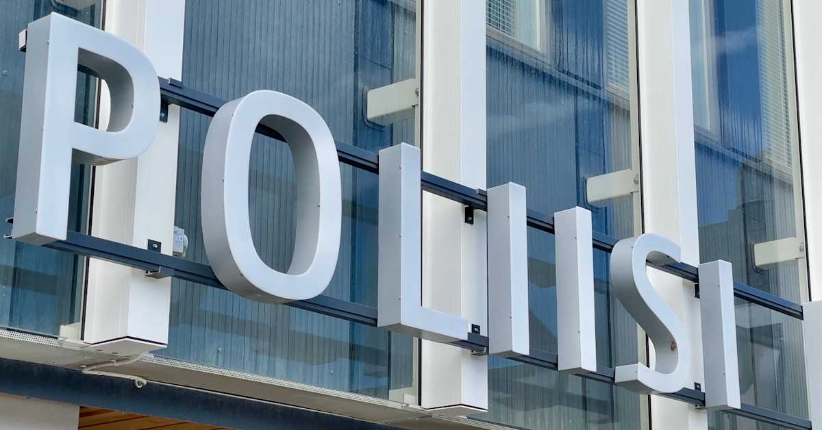 Linja-auto ojaan Huittisissa – kyydissä 14 matkustajaa | Kotimaa | Yle