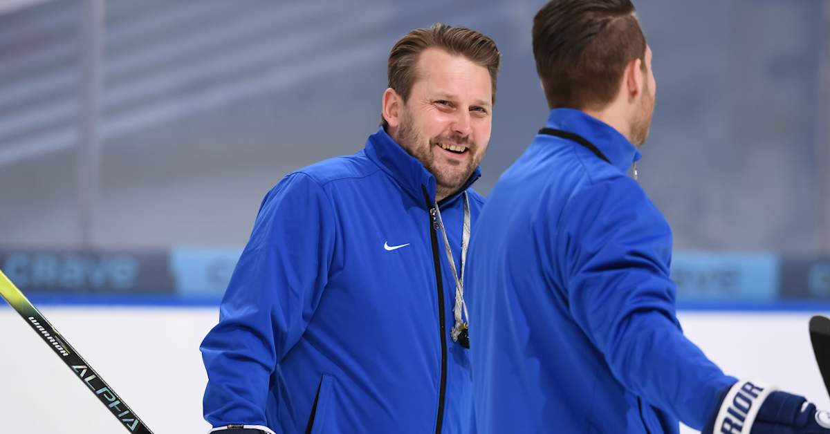 Pikkuhuuhkajien valmentaja kertoo ystävästään, Leijonien uudesta ...